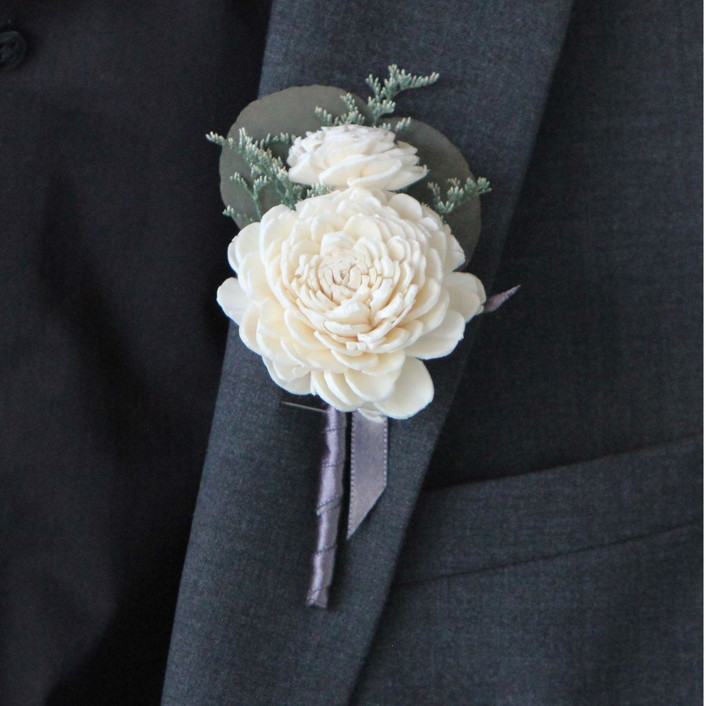 Traditional Boutonniere | Pin On Boutonniere | Customizable Bouquets by ...