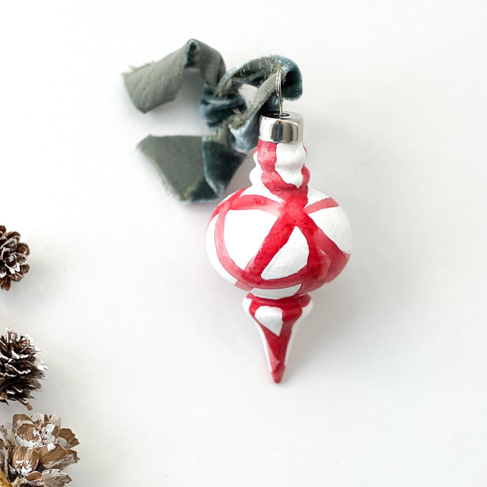 Red Plant Cell Vintage Ornament with Green Ribbon Ornaments by Mary ...